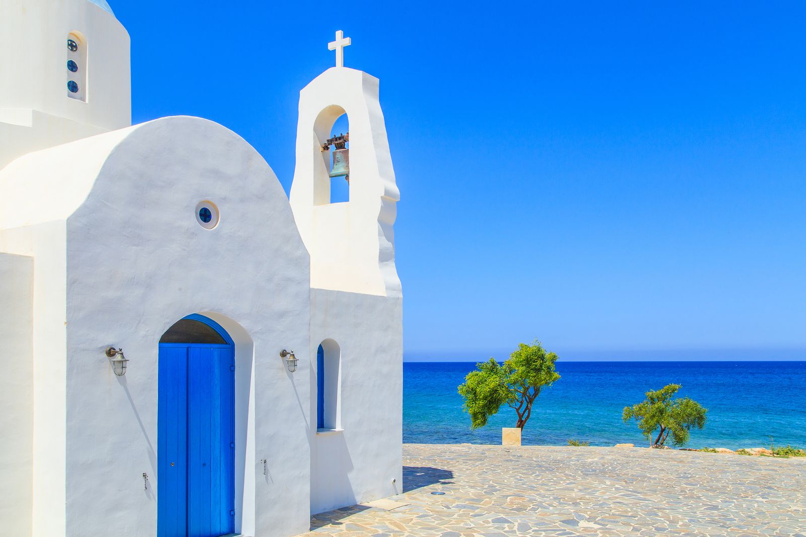 Ontdek Oost-Cyprus: Cultuur, Mythen & Strand met Selfdrive Huurwagen ...