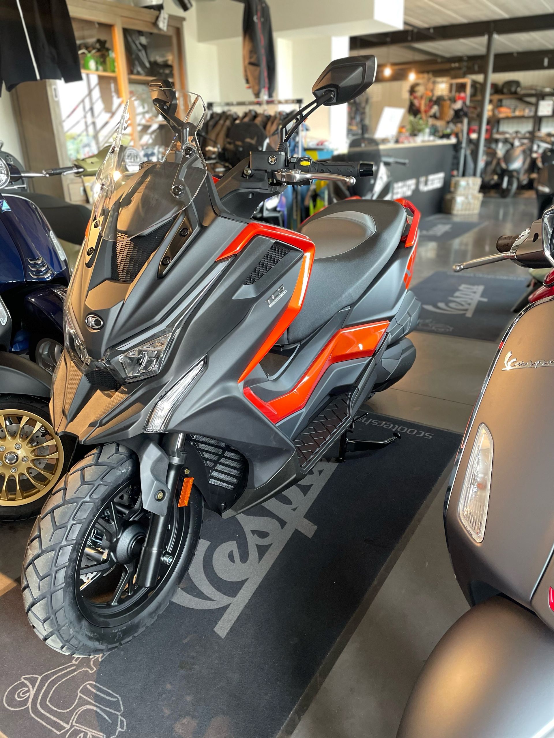 KYMCO DTX 360 | Scootershop Vliegen - Lanaken